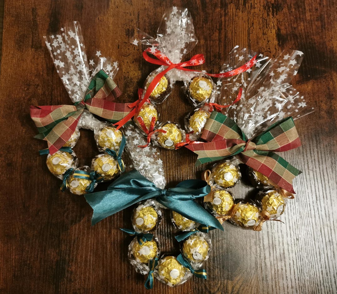 Ferrero Rocher Christmas Wreath, Wrapped Chocolate Gift - Etsy