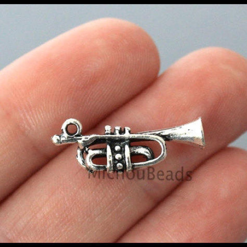 Trumpet Beads - Etsy