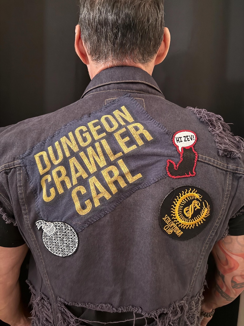 Scolopendra Club Patch - Dungeon Crawler Carl Original Fan Art! - Etsy