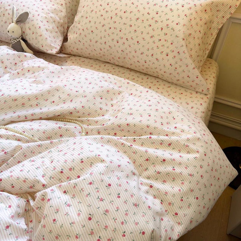 Small Rose Duvet - Etsy UK