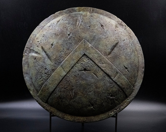 Ancient Greek Spartan Shield, King Leonidas Shield With Greek Letter L ...