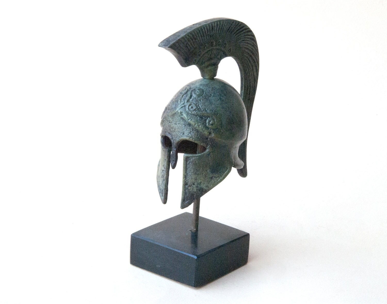 Ancient Greek Spartan Bronze Helmet with Crest, War Helmet Museum ...