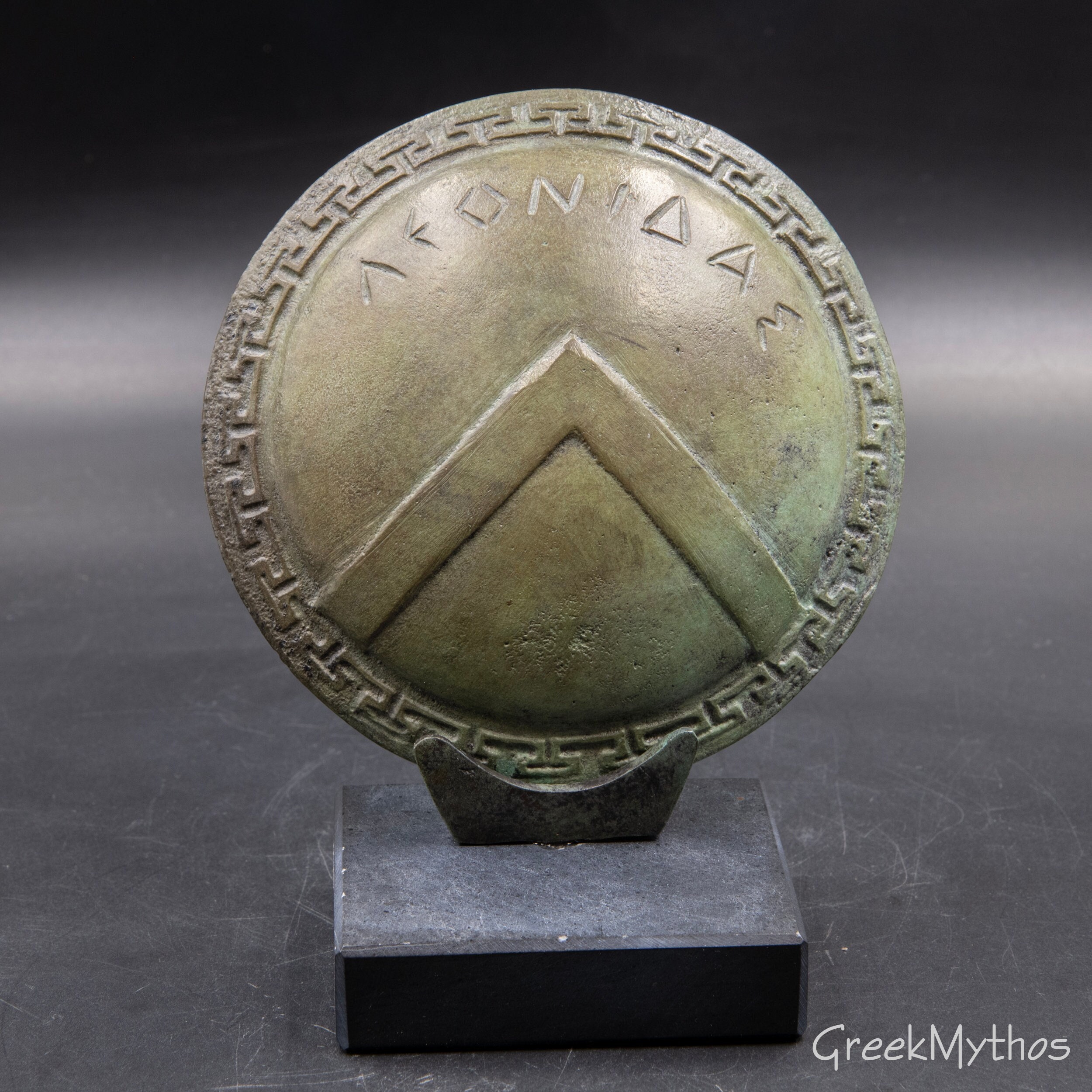 Ancient Greek King Leonidas Shield with Greek Letter L, Spartan Bronze ...