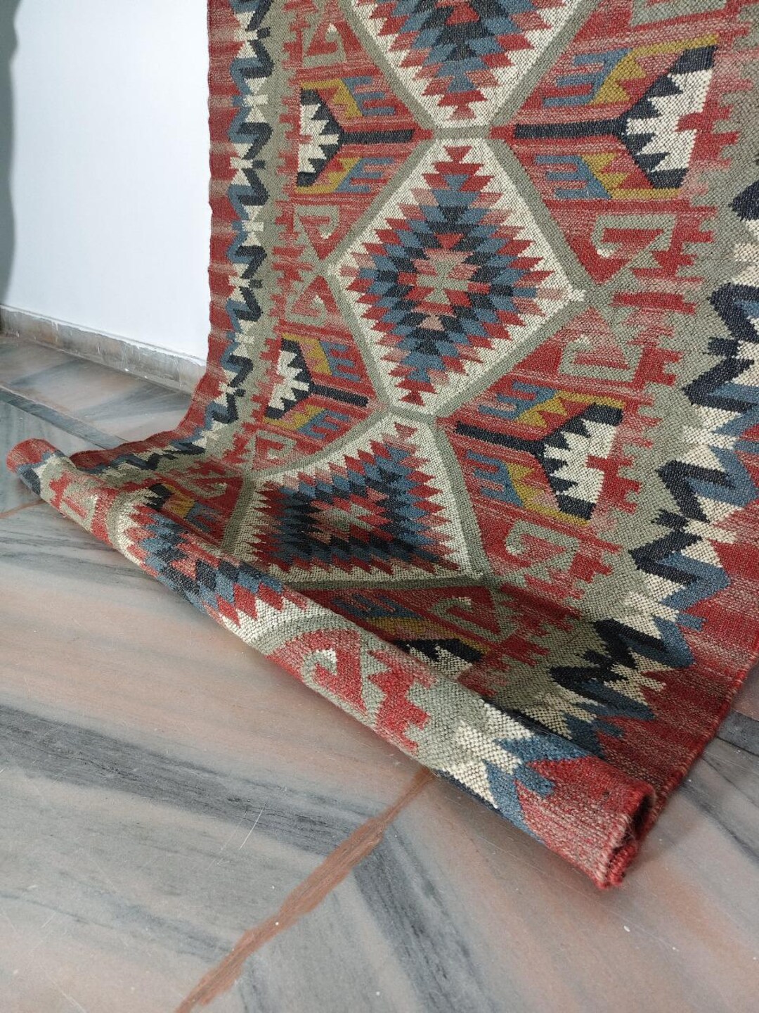 Red Peruvian Rug - Handmade Vintage Kilim Motif Runner - Indian ...