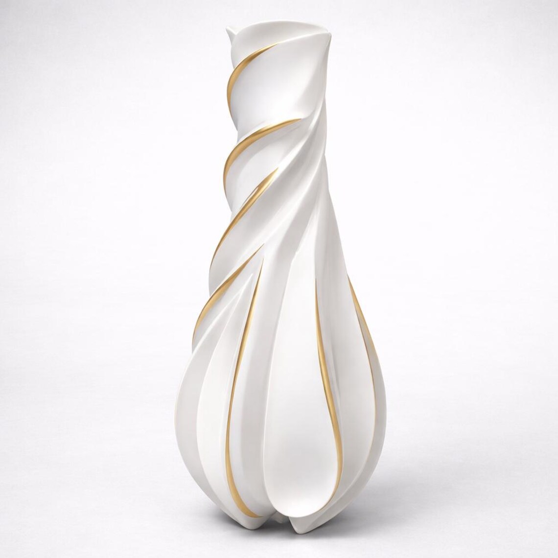 Elegant White Ceramic Vase With Gold Line | Luxury Modern Home Decor ...