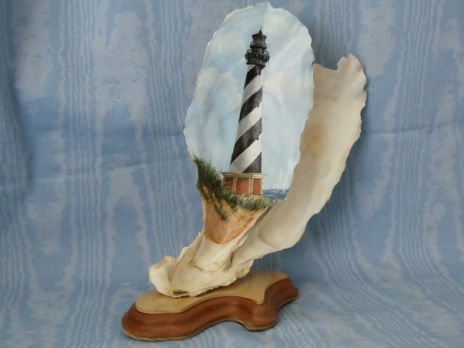 Cape Hatteras Lighthouse Hand Painted on Shell - Etsy