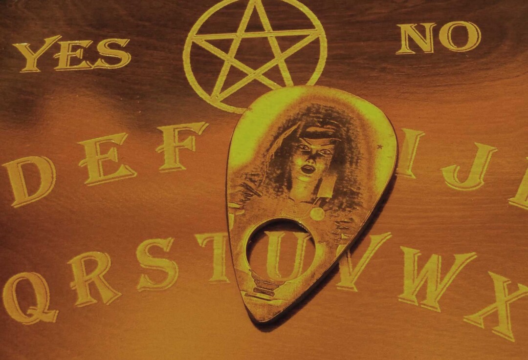 Lord Mock's Fortune Teller Planchette spirit Pointer - Etsy