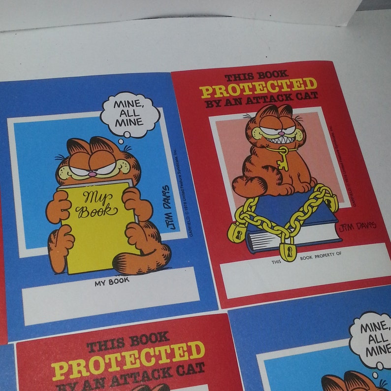 6 Garfield Book Plates Red Blue Comic Book Cartoon Cat Color ...