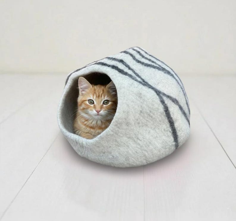 Handmade Felt Cat Cave – Natural Cozy Hideout, Warm Organic Wool House ...