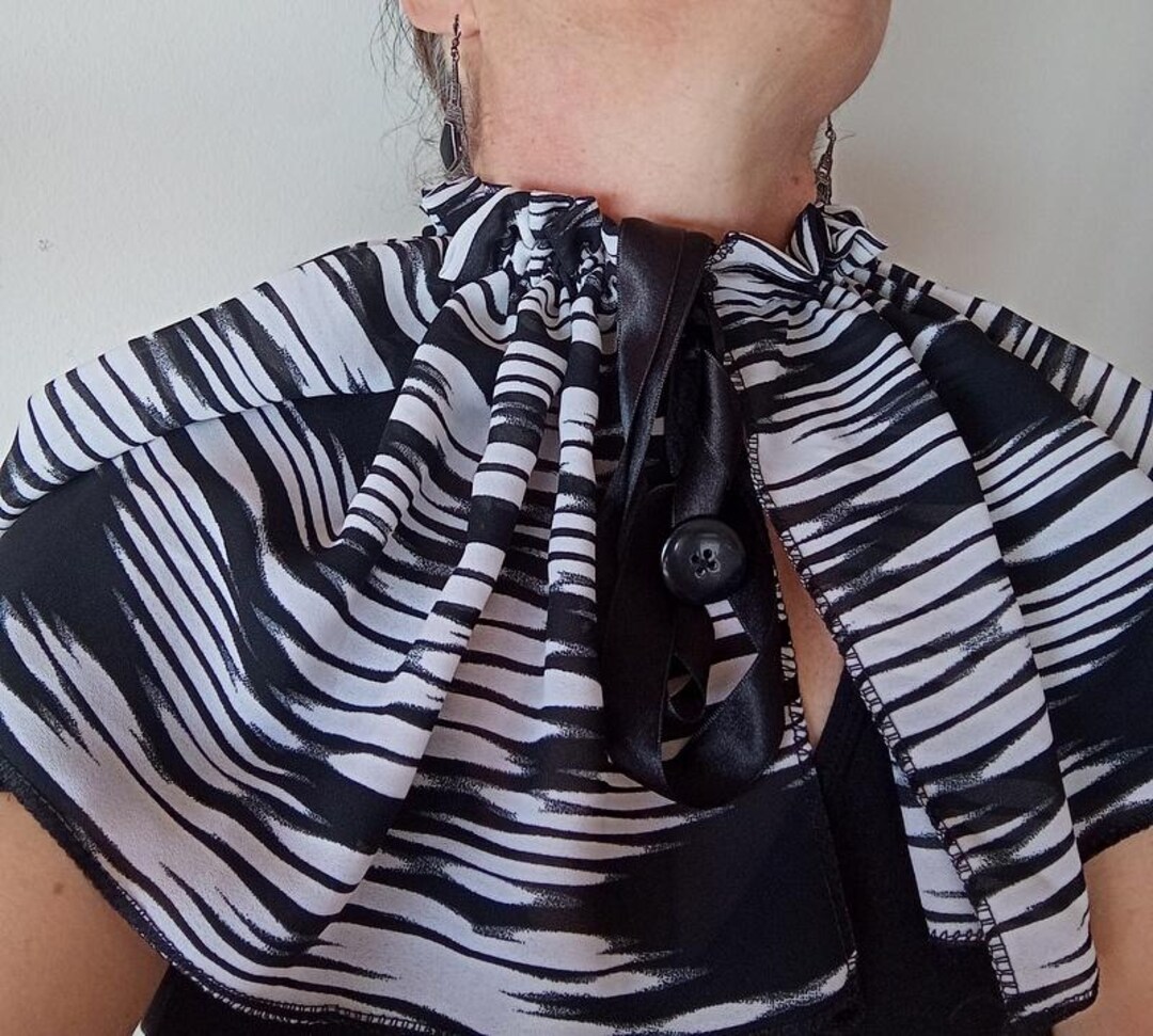 Clown Large Striped in Black and White Ruff Ruffled Collar, Pierrot ...