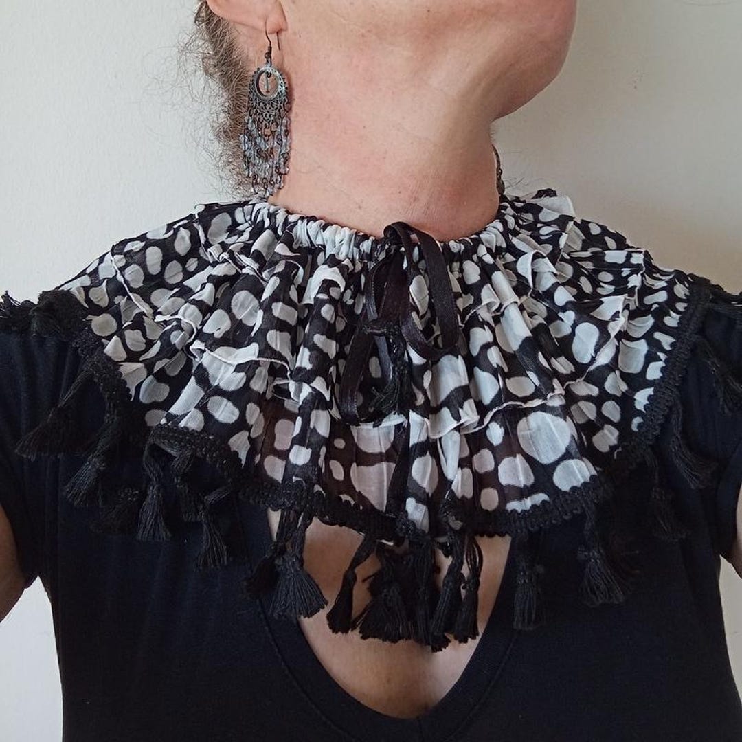 Black White Ruffle Collar, Victorian Frilly Collar, Polka Dot Clown ...