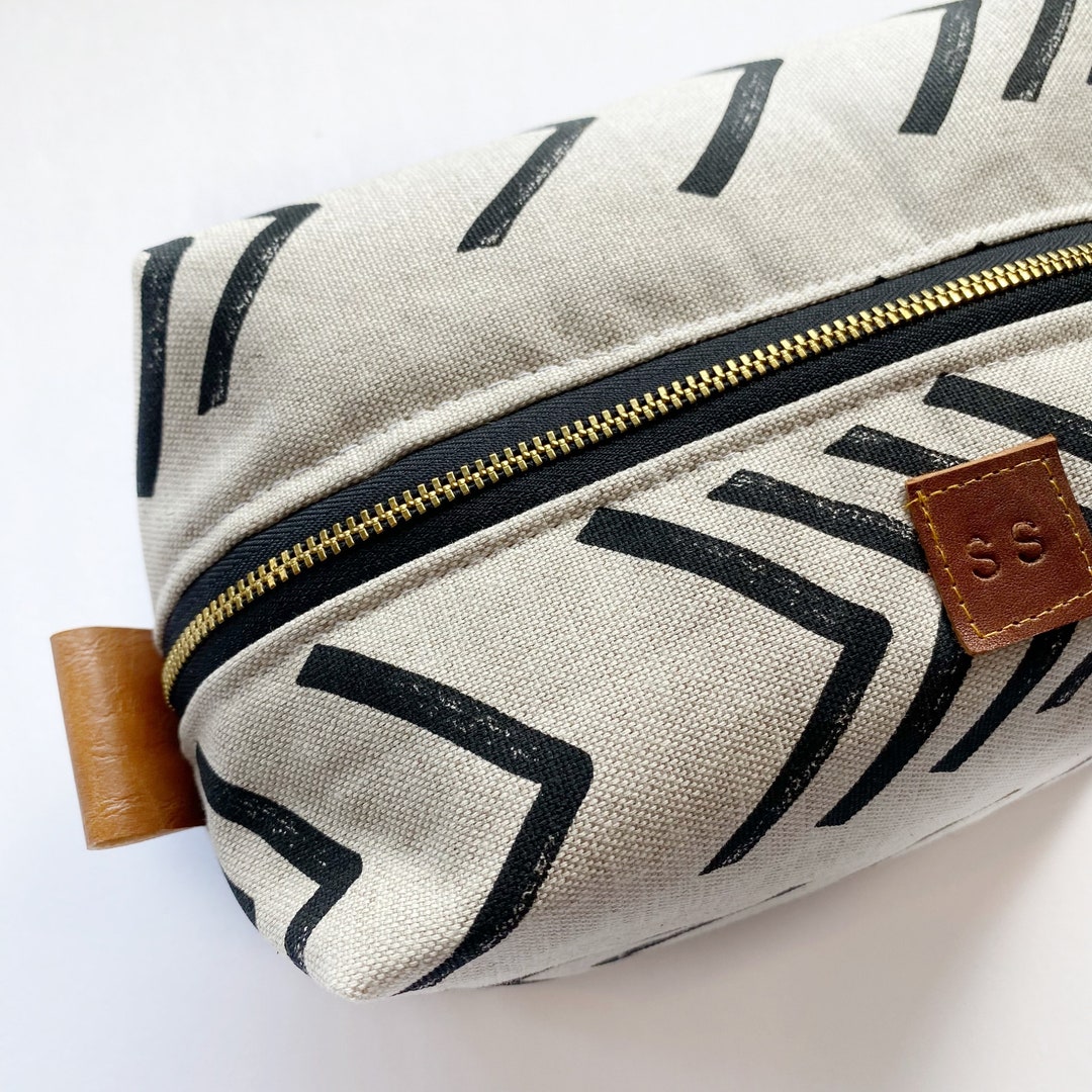 Mudcloth Arrow Makeup Bag - Boxy Travel Toiletry Bag - Etsy