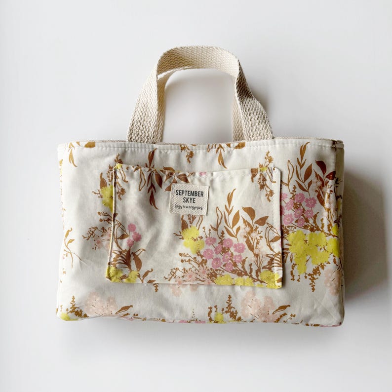 NEW! Bible or Book Bag Tote in Meadow in Sunny Skies / Book Cover ...