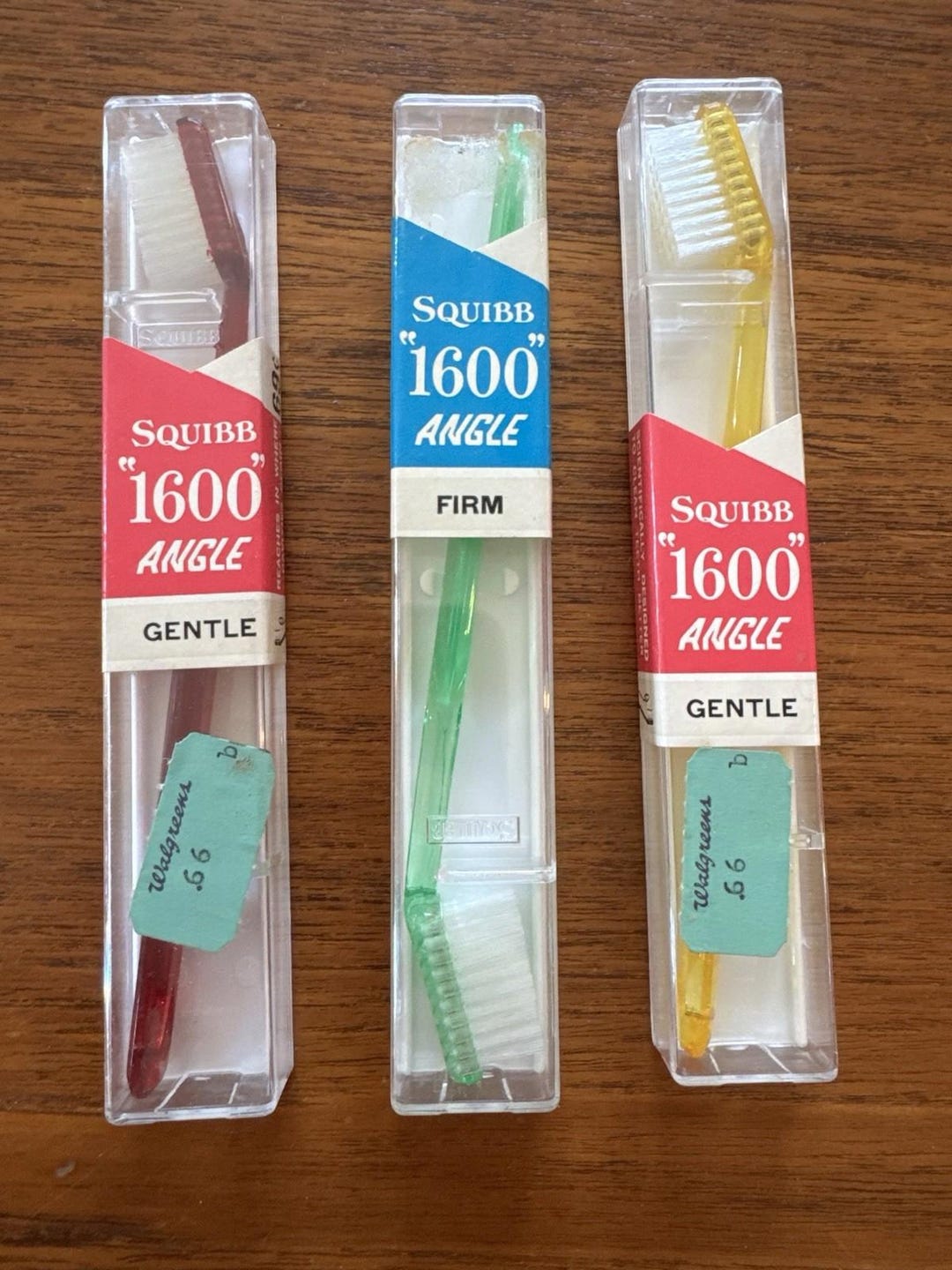 Vintage NOS Squibb 1600 Angle Toothbrushes 1960s Hard Case Colors New ...