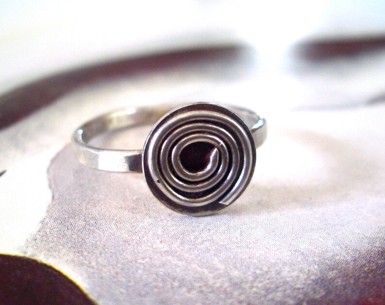 Spiral Ring // Sterling Silver - Etsy