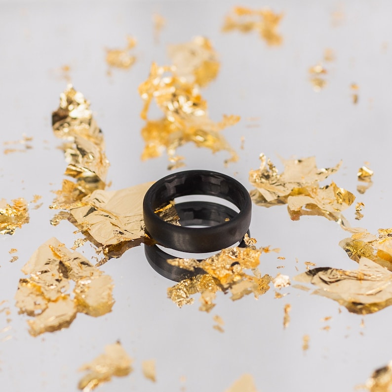 Pure Carbon Fiber Ring - Round Top Unidirectional Pattern, Matte Finish ...