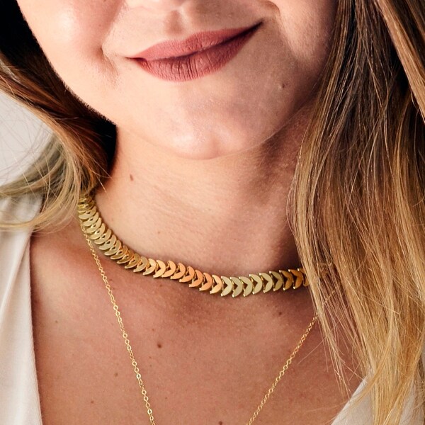 Gold Chevron Necklace - Etsy