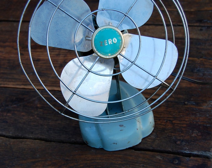 Vintage Zero Tabletop Metal Fan Perfect Working Condition in Robins Egg ...
