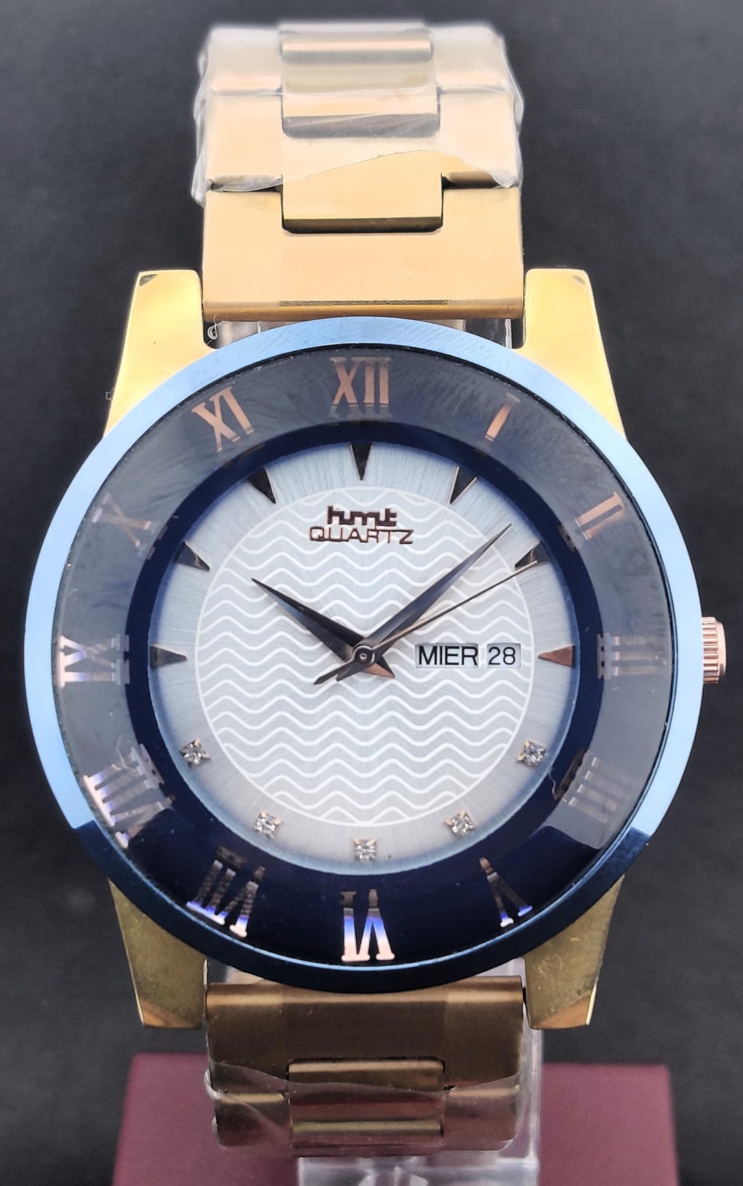 Rare Vintage HMT Quartz Watch – White Dial Gold Tone Bracelet | Day ...