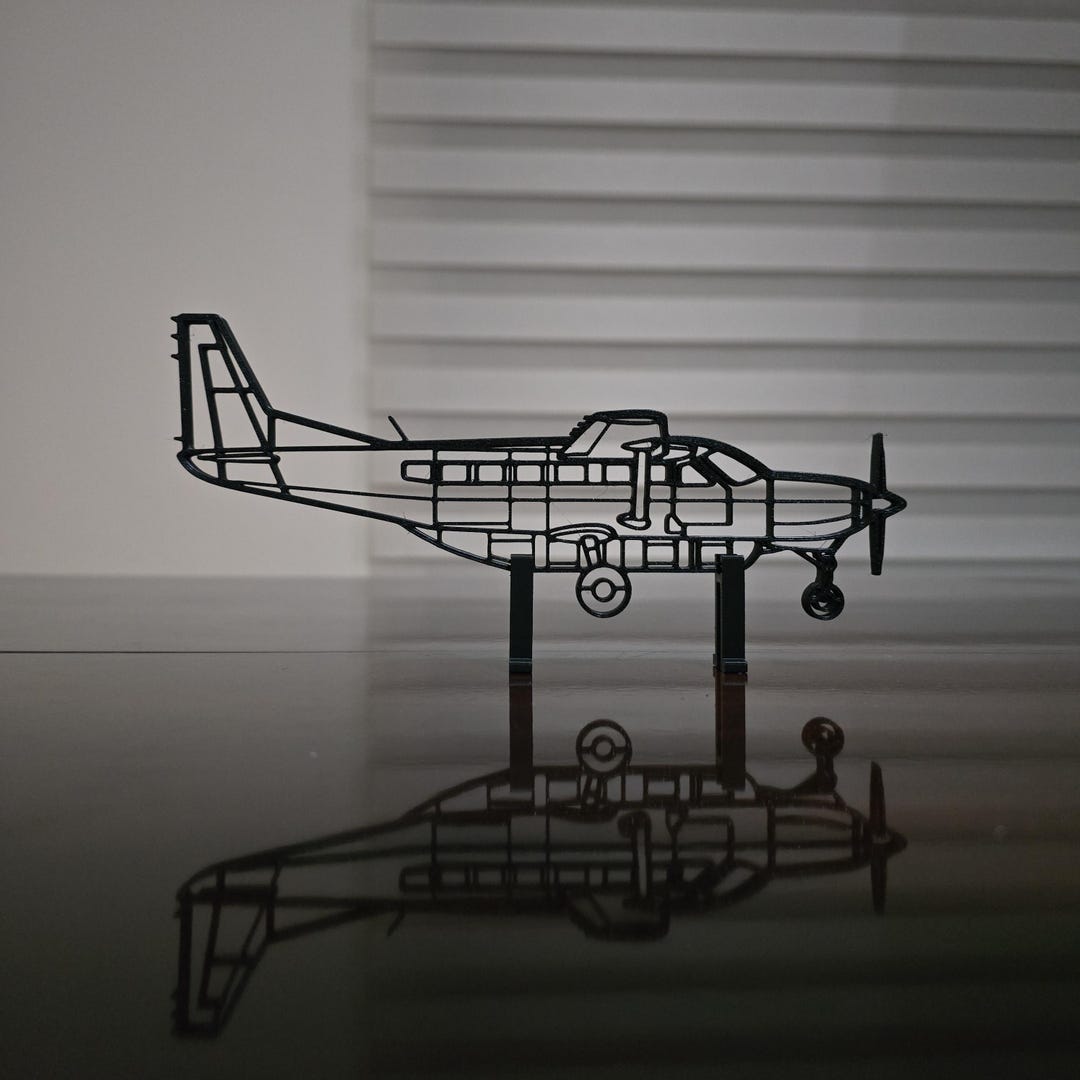 Cessna C208B Grand Caravan Airplane Silhouette, 3D Printed Desk Decor ...