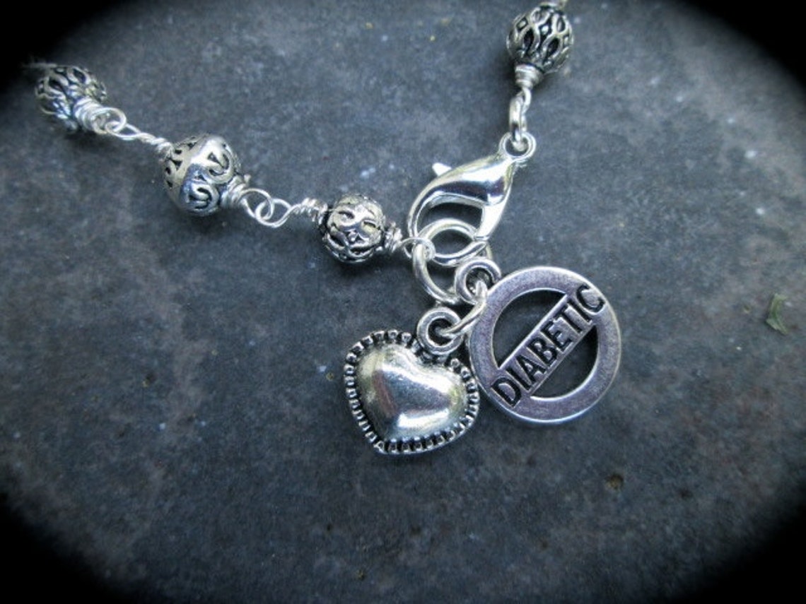 Diabetic Medical Alert Bracelet With Rosary Style Chain and Heart Charm ...