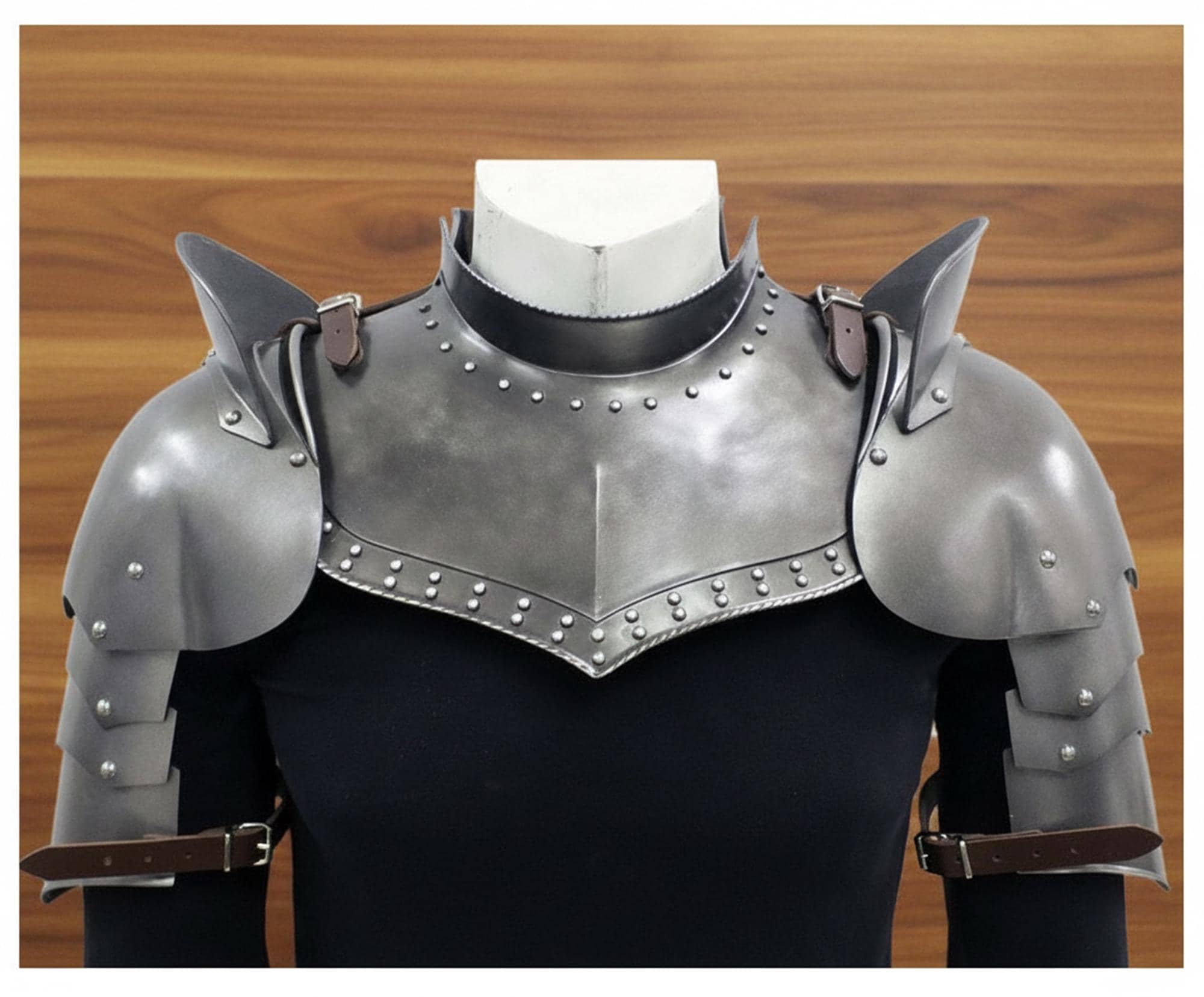 Medieval Knight Armor Gorget Set With Pauldrons – Unisex Shoulder Guard ...