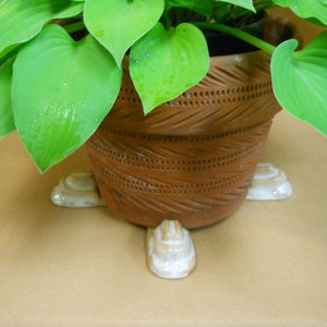 Ceramic Pot Feet Set of 4, Handmade Ceramic Tiered Pattern Pot Risers ...