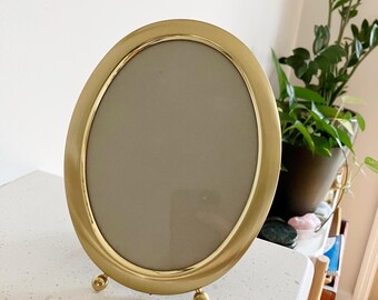 Vintage Brass Oval Frame - Etsy