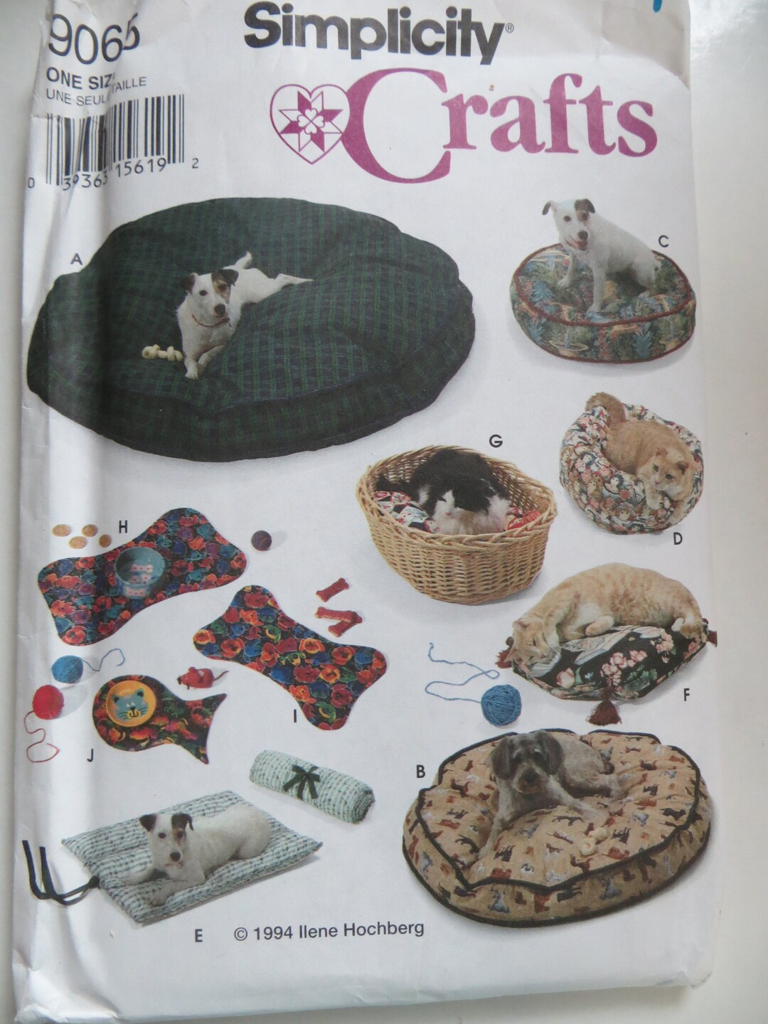 Simplicity 9065 Dog Bed Sewing Pattern, Dog Place Mats, Pillows ...