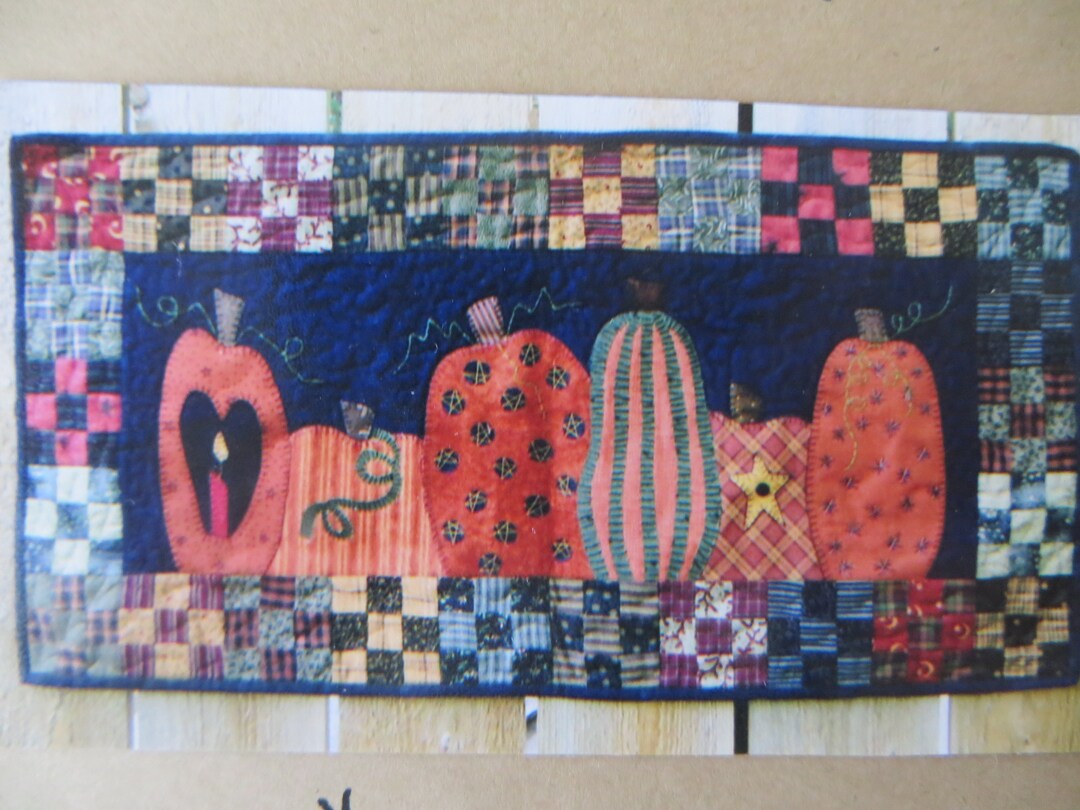 Pumpkin Quilt Pattern Bloomin' Minds 525 Dressed to the Nines, 15 X 30 ...