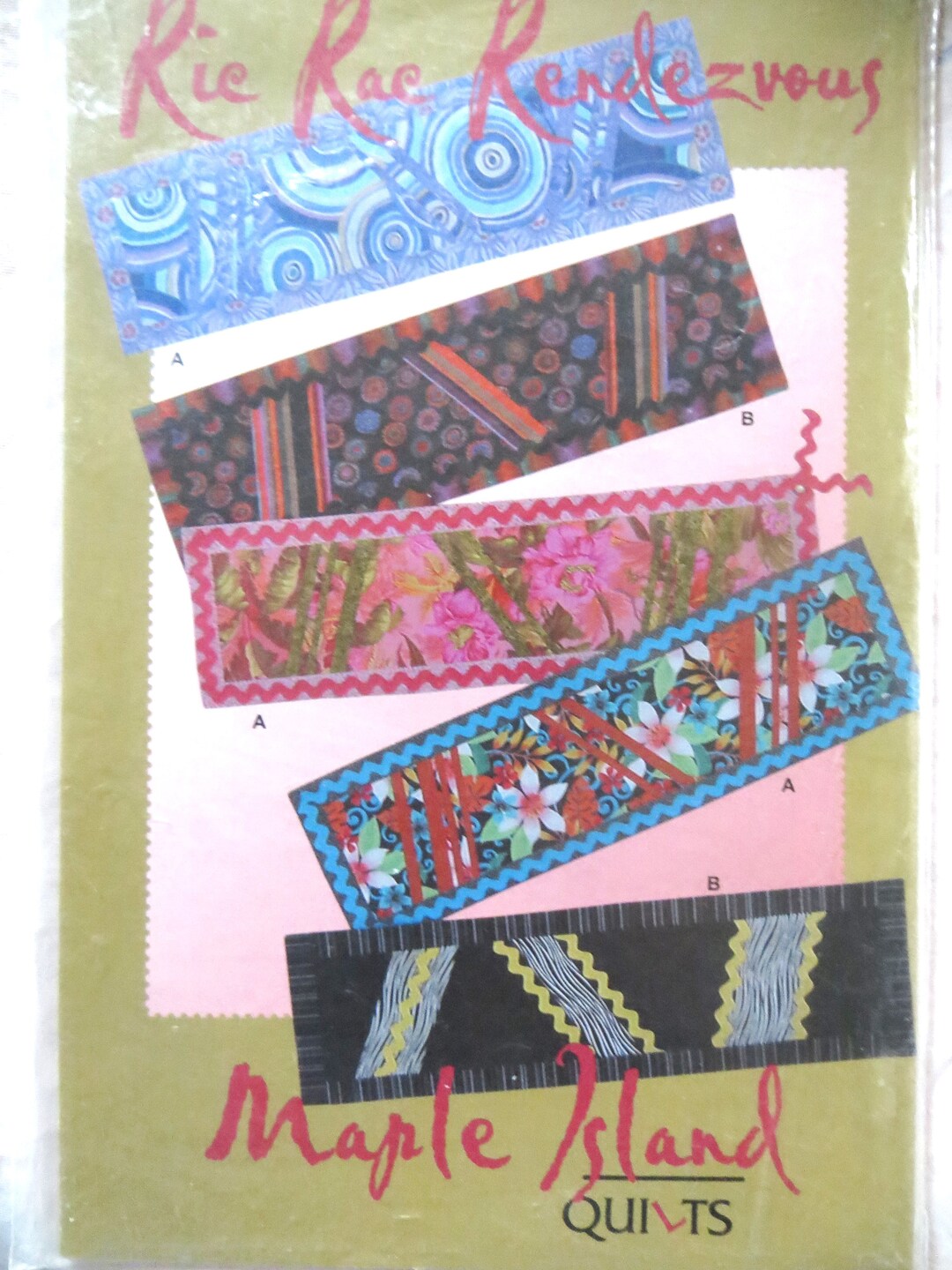 Ric Rac Rendezvous Quilt Pattern Maple Island Quilts MIQ 231, Debbie ...