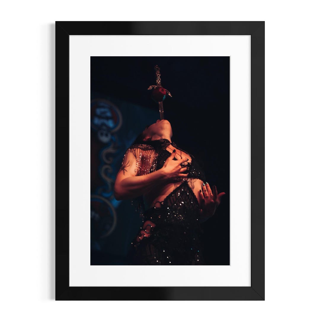 Sideshow Art Sword Swallower Performance Photography Vintage Circus ...