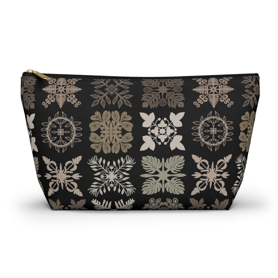 Kapa Kuiki Hawaiian Quilt Design - Accessory Pouch W T-bottom ...