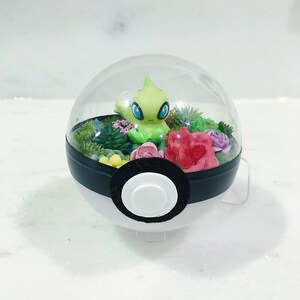 Celebi Light Terrarium Pokeball - Etsy