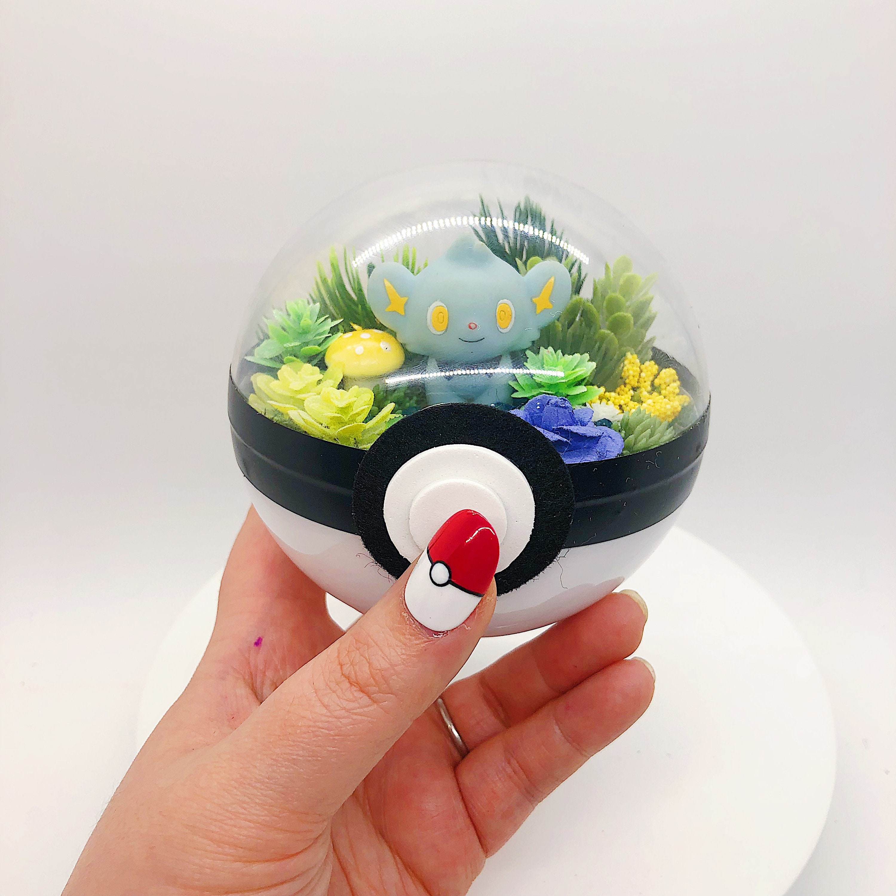 LIGHT UP Shinx Terrarium Pokeball - Etsy