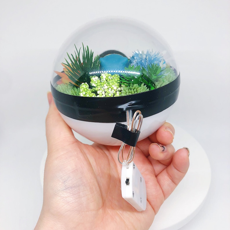 LIGHT UP Snorlax Terrarium Pokeball - Etsy