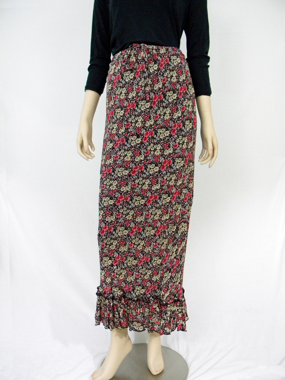 Long Floral Chiffon Straight Skirt With Ruffle, Pink and White on Black ...