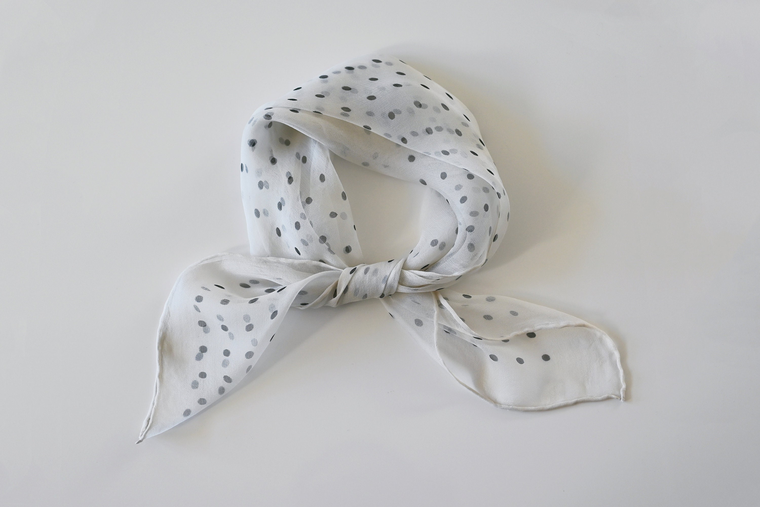 Handmade 100% Silk Scarf Hand-rolled Hem Silk Scarf Pure Silk Neck ...