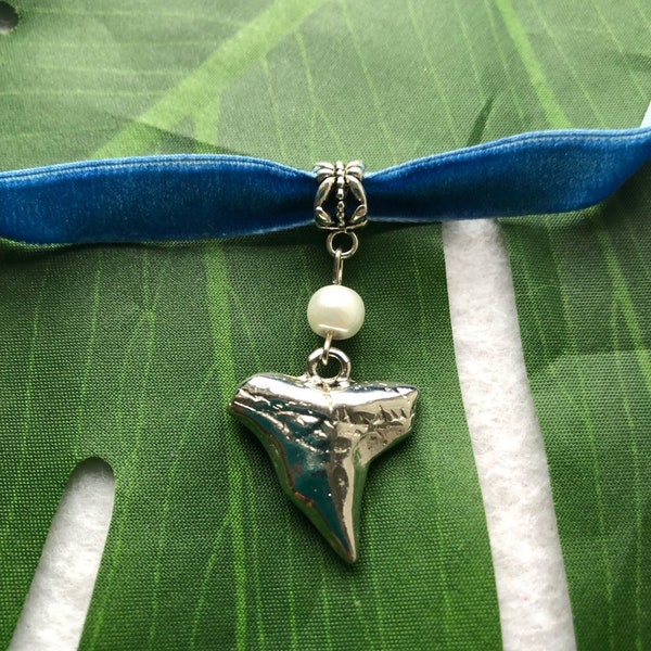 Shark Tooth Choker - Etsy