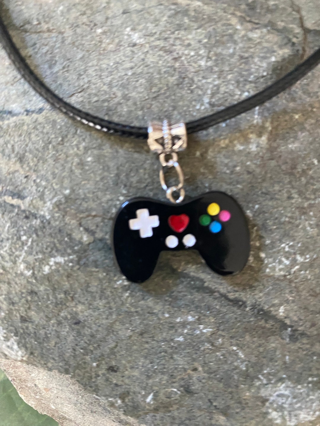 10 Video Game Controller Necklaces - Etsy