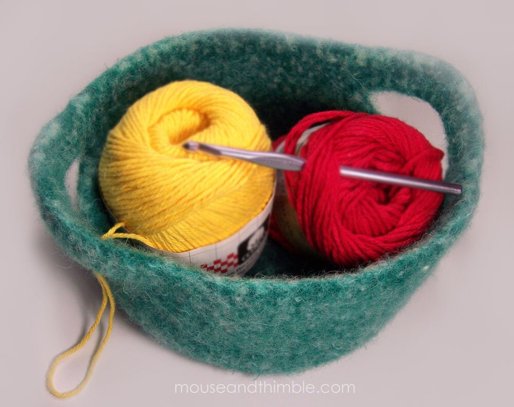 Felted Wool Baskets Crochet PATTERN, Round Two Handle Nesting Bowls ...