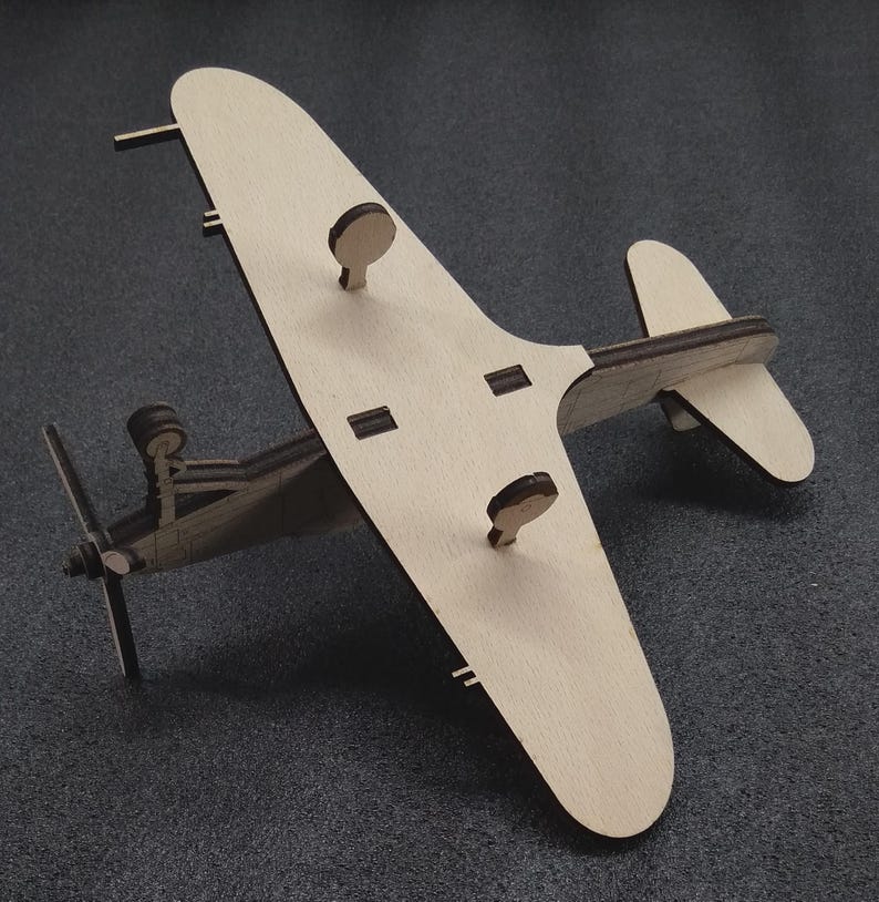 P-39 Airacobra, Simple Build Level, Laser-cut Plywood 1:48 Scale Model ...