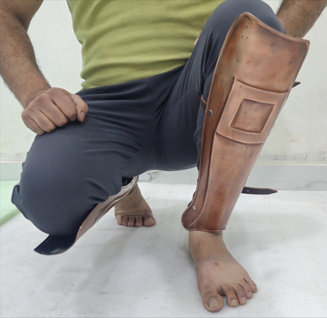 Spartan Roman Armor Set: Medieval Leg Greaves Roman Copper Antique ...