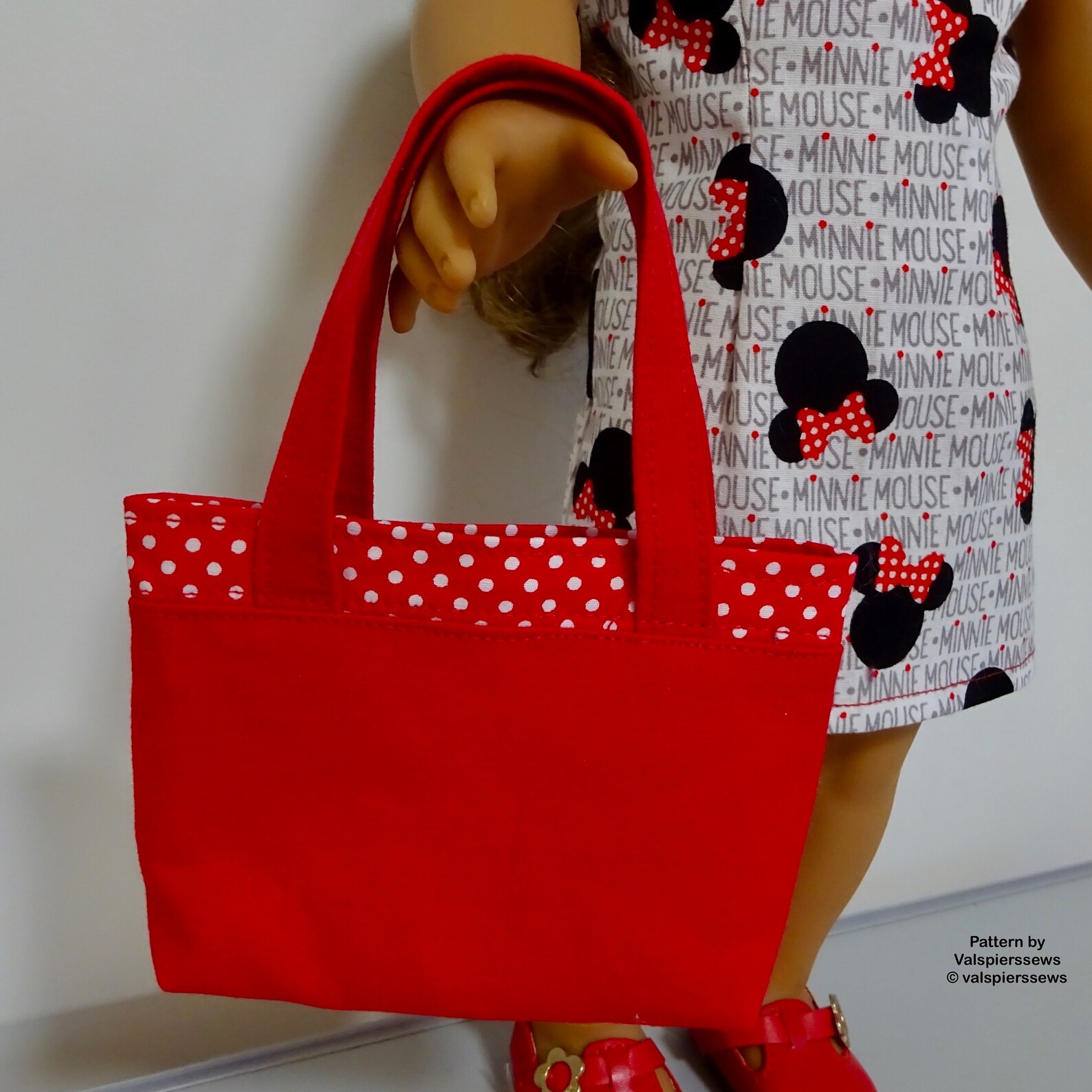 Bag No. 4 Hilo Doll Tote, Pattern by Valspierssews, Fits Popular 18 ...