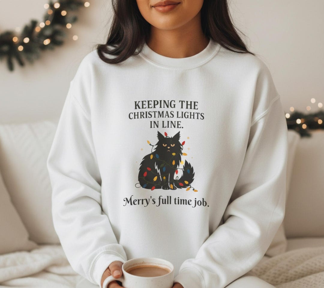 Funny Grumpy Maine Coon Christmas Sweatshirt, Personalized Holiday ...