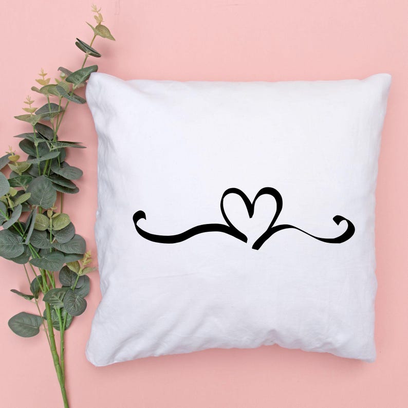 Heart Text Dividers SVG, Doodle Heart Borders, Valentine Designs ...