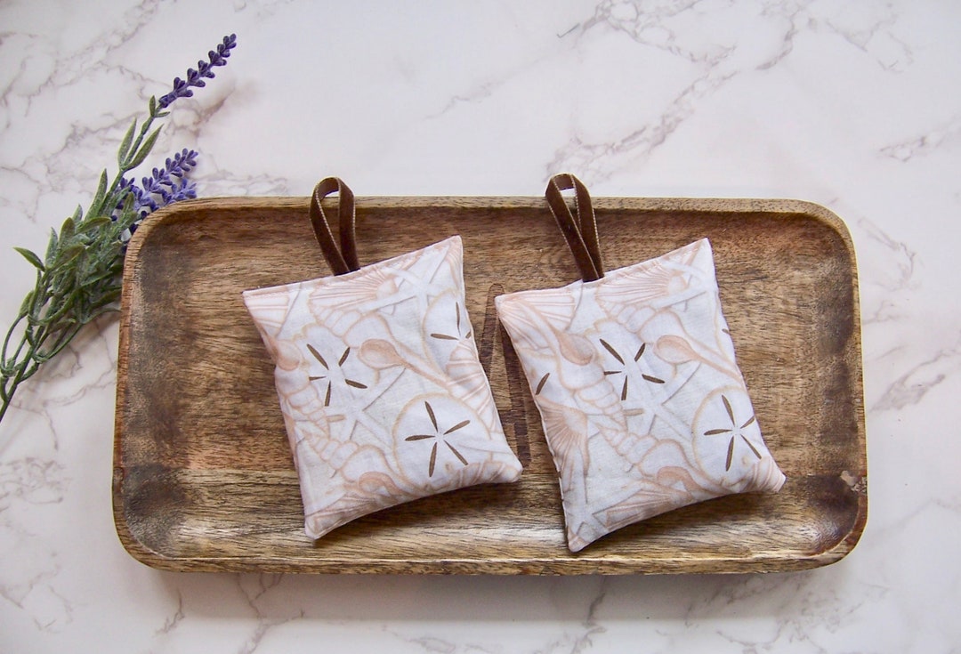 Hanging Lavender Sachets Set Two Sachet for Your Drawers or Bathroom ...