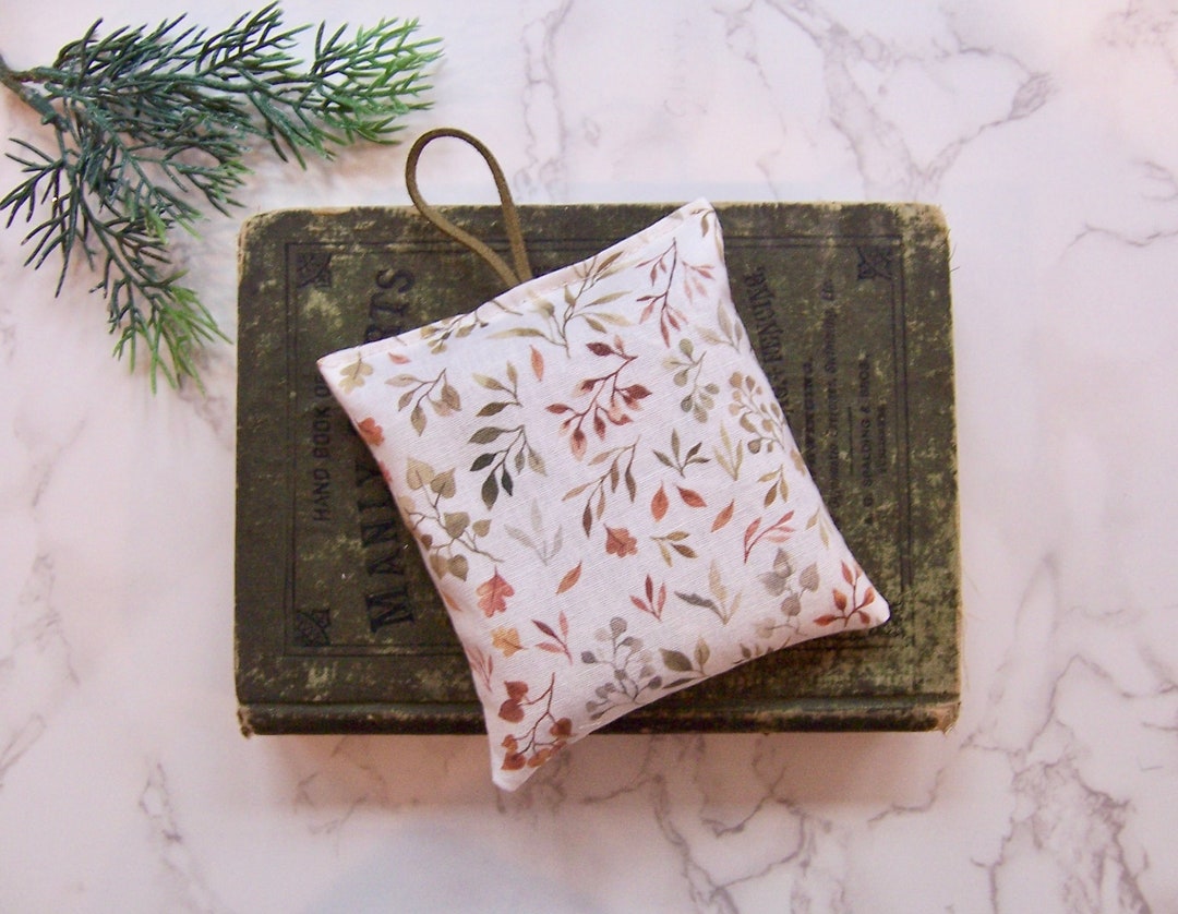 Hanging Balsam Fir Pine Sachets Sachet for Your Drawers or Bathroom ...