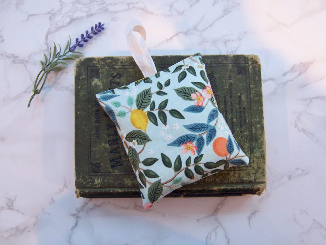 Hanging Lavender Sachets Sachet for Your Drawers or Bathroom Sleep Aid ...