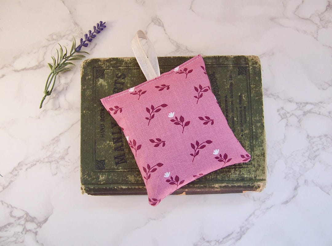 Hanging Lavender Sachets Sachet for Your Drawers or Bathroom Sleep Aid ...